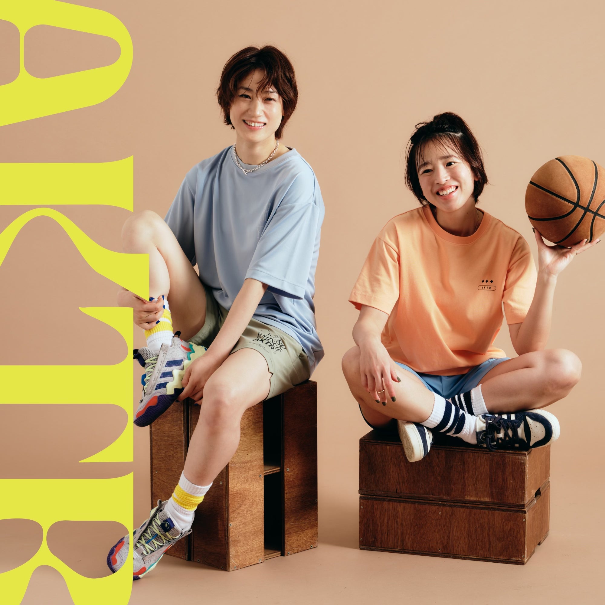 FEEL FREE collection – AKTR OFFICIAL